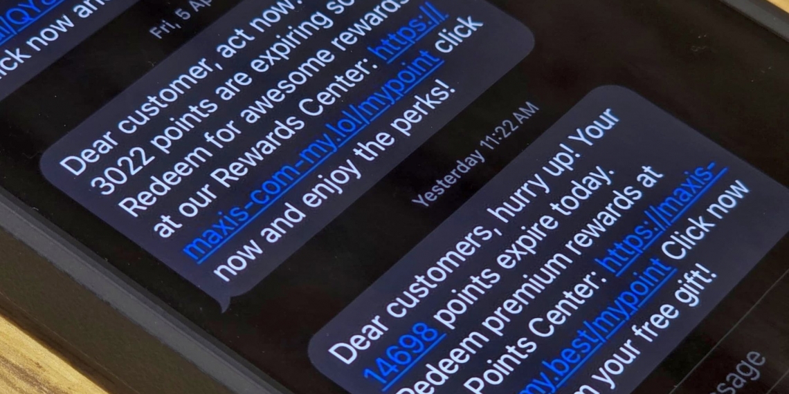 Beware of scam SMS sent from "Maxis". Why are Malaysians still getting ...