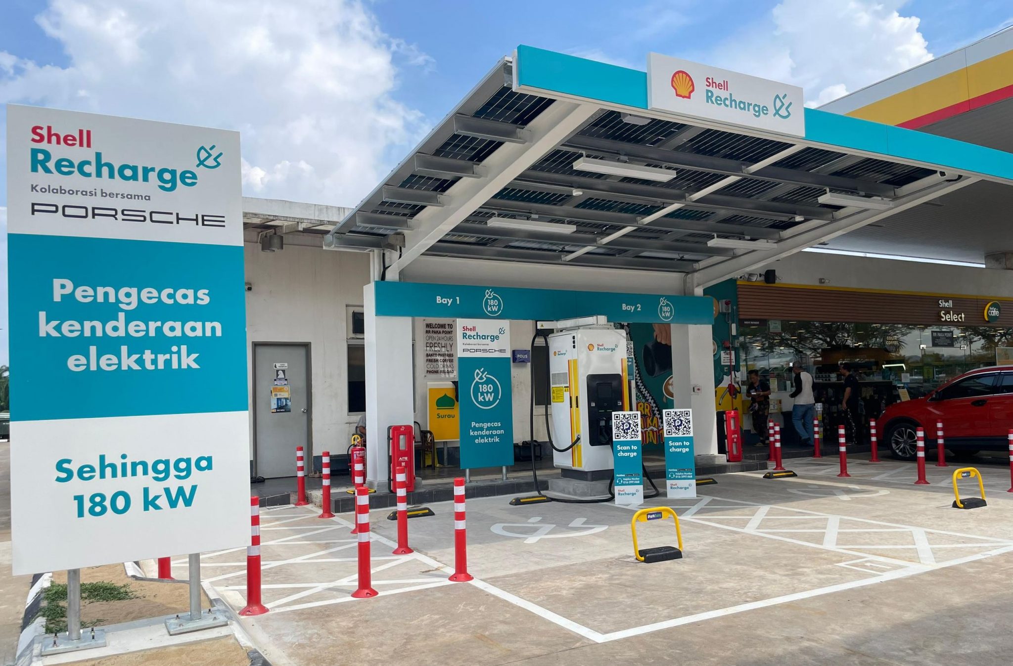 Shell Recharge 180kW DC Charger at Temerloh Eastbound R&R
