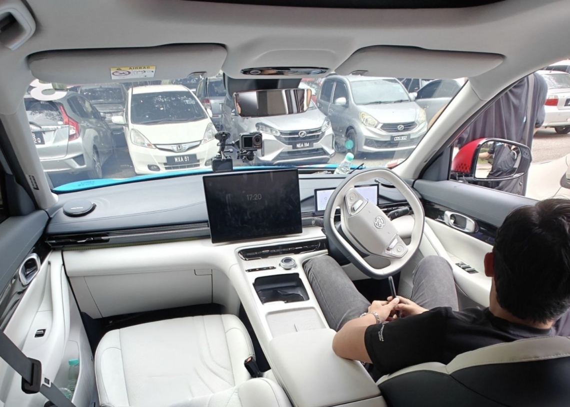 Proton e.Mas 7 - SoyaCincau