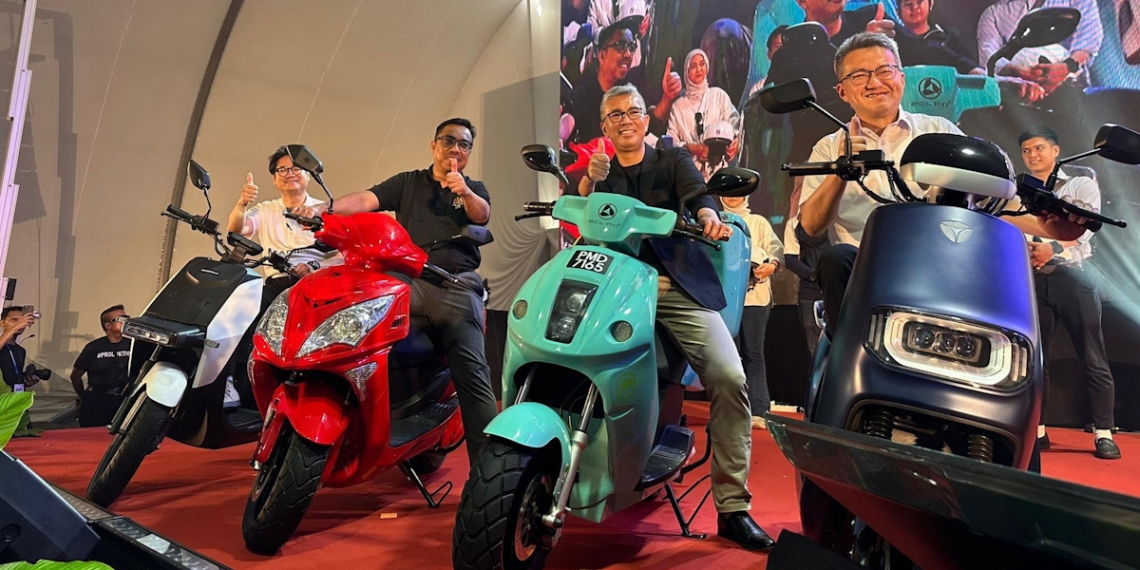 MARiiCas electric motorcycle rebate program is here to stay, receives ...