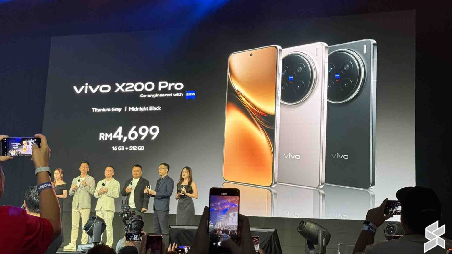 Vivo X200 series launched in Malaysia, priced from RM3,599