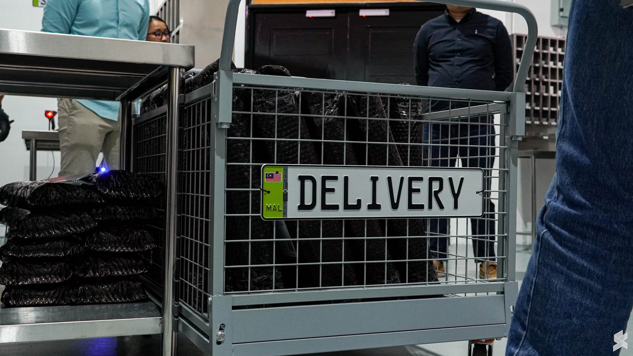 Here's how to order JPJePlate, available to existing EV owners on 9 Nov