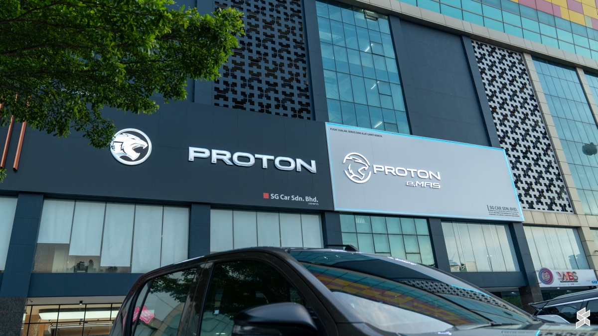 Experience the Proton e.MAS 7 at Proton e.MAS SG Car Shah Alam Starting ...