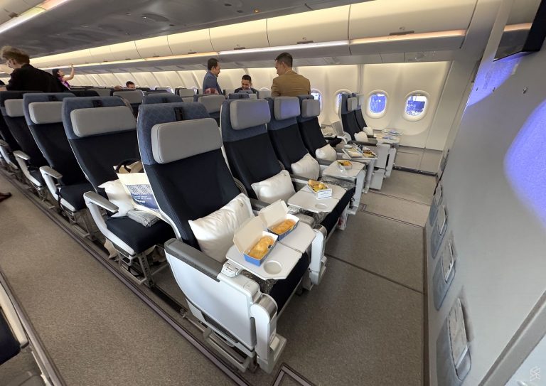 Malaysia Airlines doubles A330neo fleet order, 20 additional aircraft ...