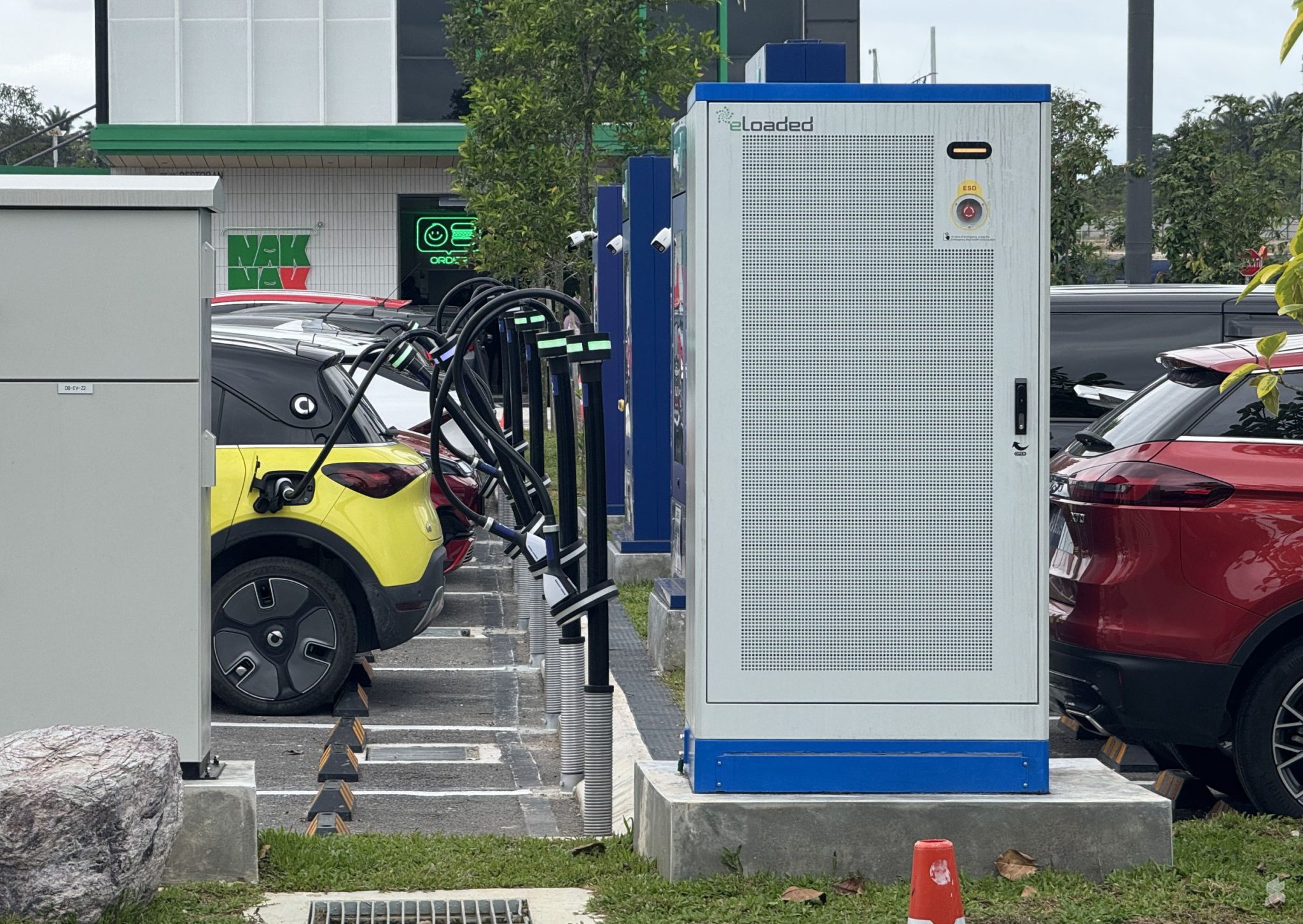 ChargEV deploys 16x DC Charge points at Elmina Lakeside Mall with ...