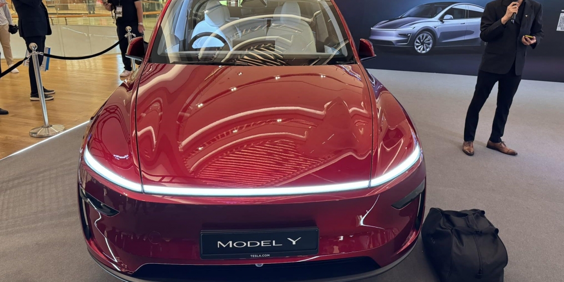 Tesla Model Y 2025 “Juniper” international RHD first look