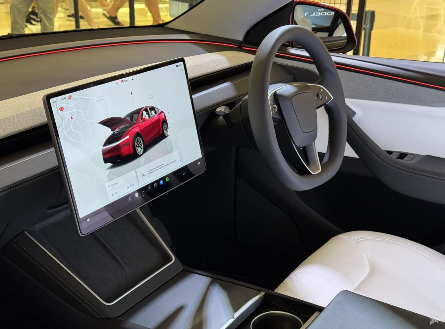 Tesla Model Y 2025 “Juniper” international RHD first look