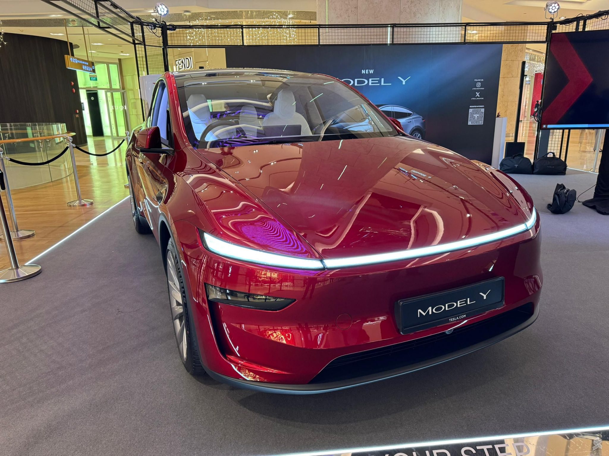 Tesla Model Y 2025 “Juniper” international RHD first look