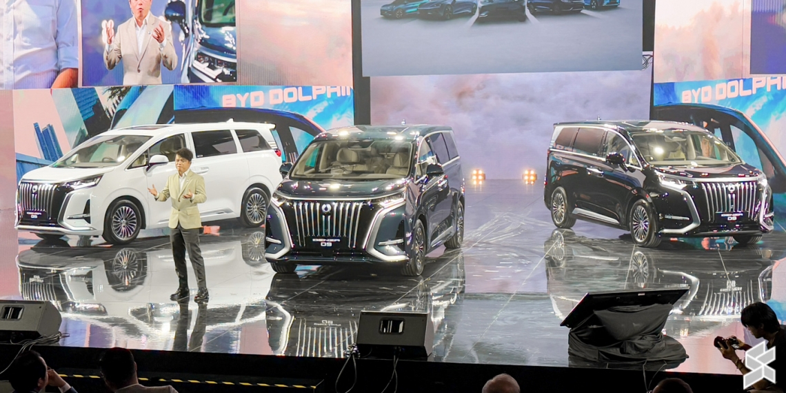 Denza D9 launched in Malaysia, from RM259k - BYD's Alphard-fighter with ...