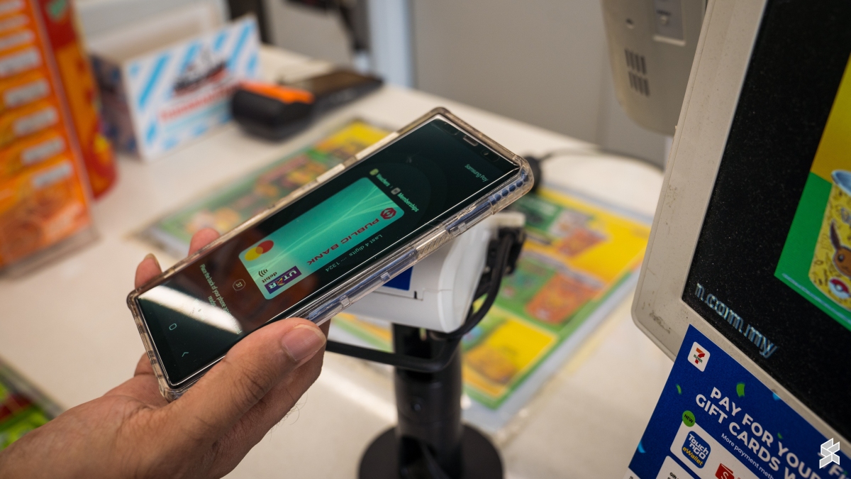 Why Going Cashless in Malaysia Is the Future of Payments & Financial ...