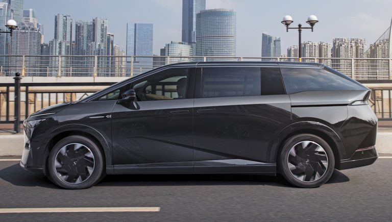 XPeng X9 lands in Malaysia: Electric Alphard rival with up to 590km ...