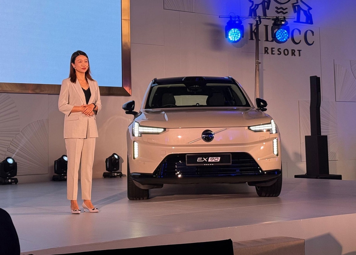 Volvo EX90 EV SUV launched in Malaysia, priced at RM443k