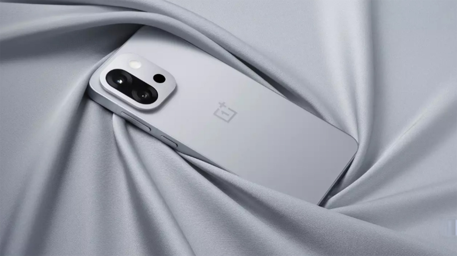 OnePlus brings its "T" series back with the OnePlus 13T