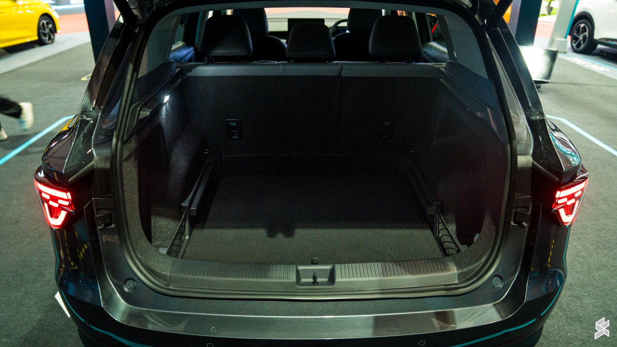 MGS5 EV now open for booking in Malaysia. RWD SUV with up to 430km range, priced from RM115K ...