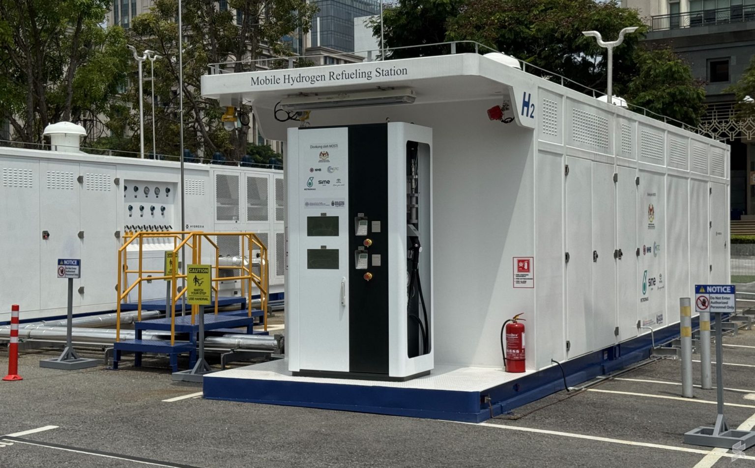 West Malaysia gets Mobile Hydrogen Station. Is Hydrogen the future?