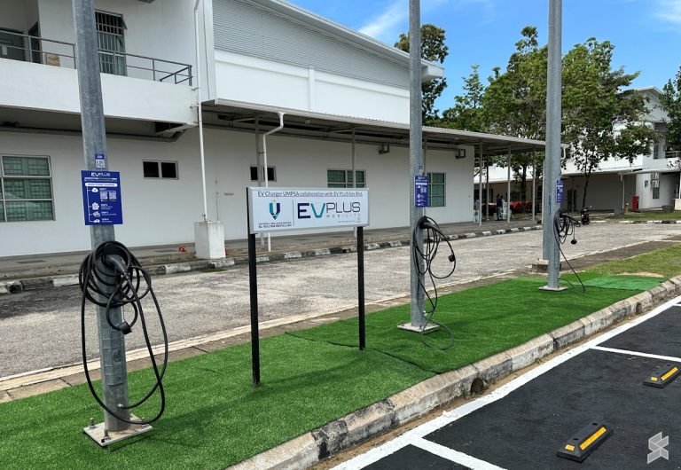 Malaysia’s first lamp pole EV chargers are now live at UMPSA Pekan ...